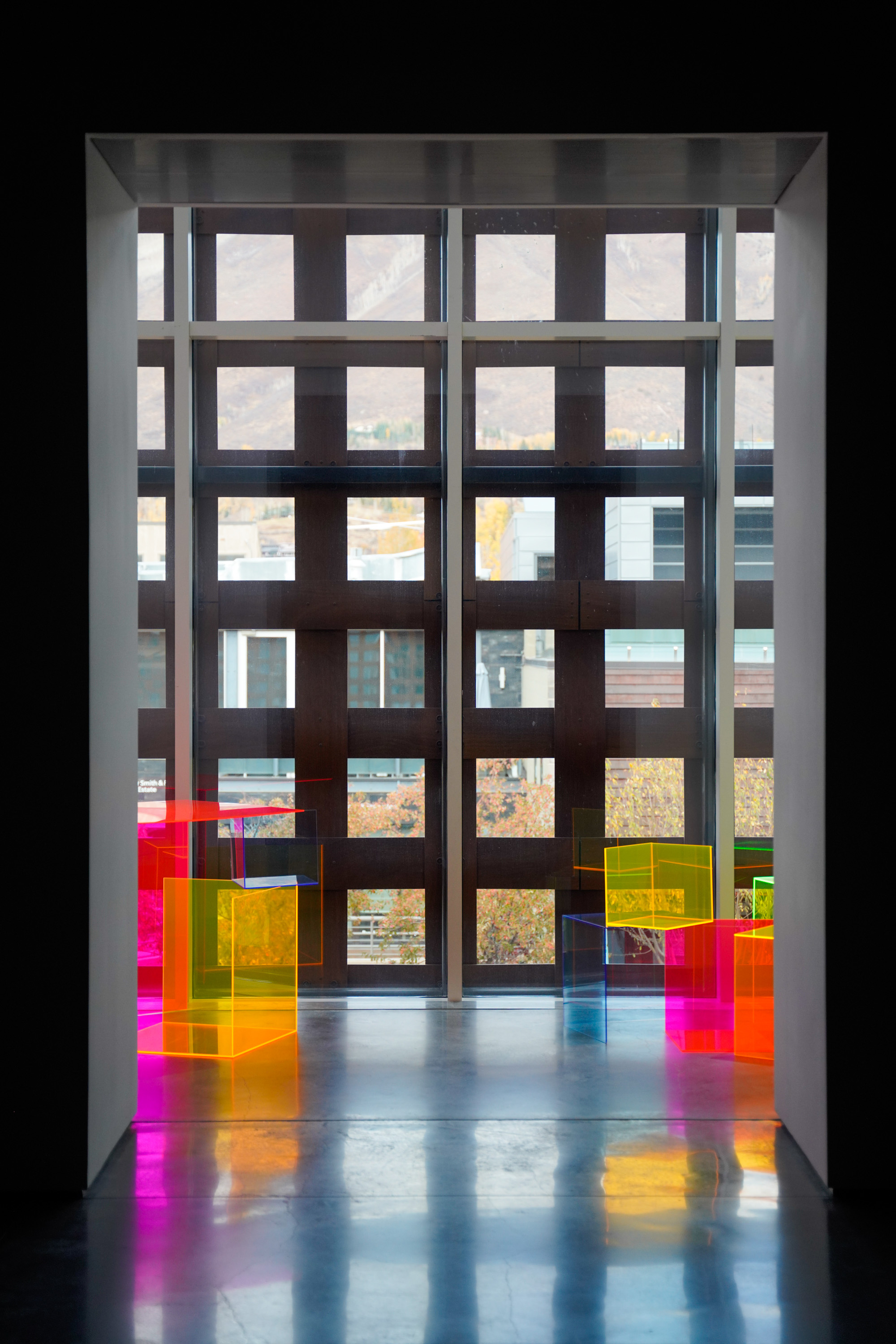 CORNERS | Barbara Kasten